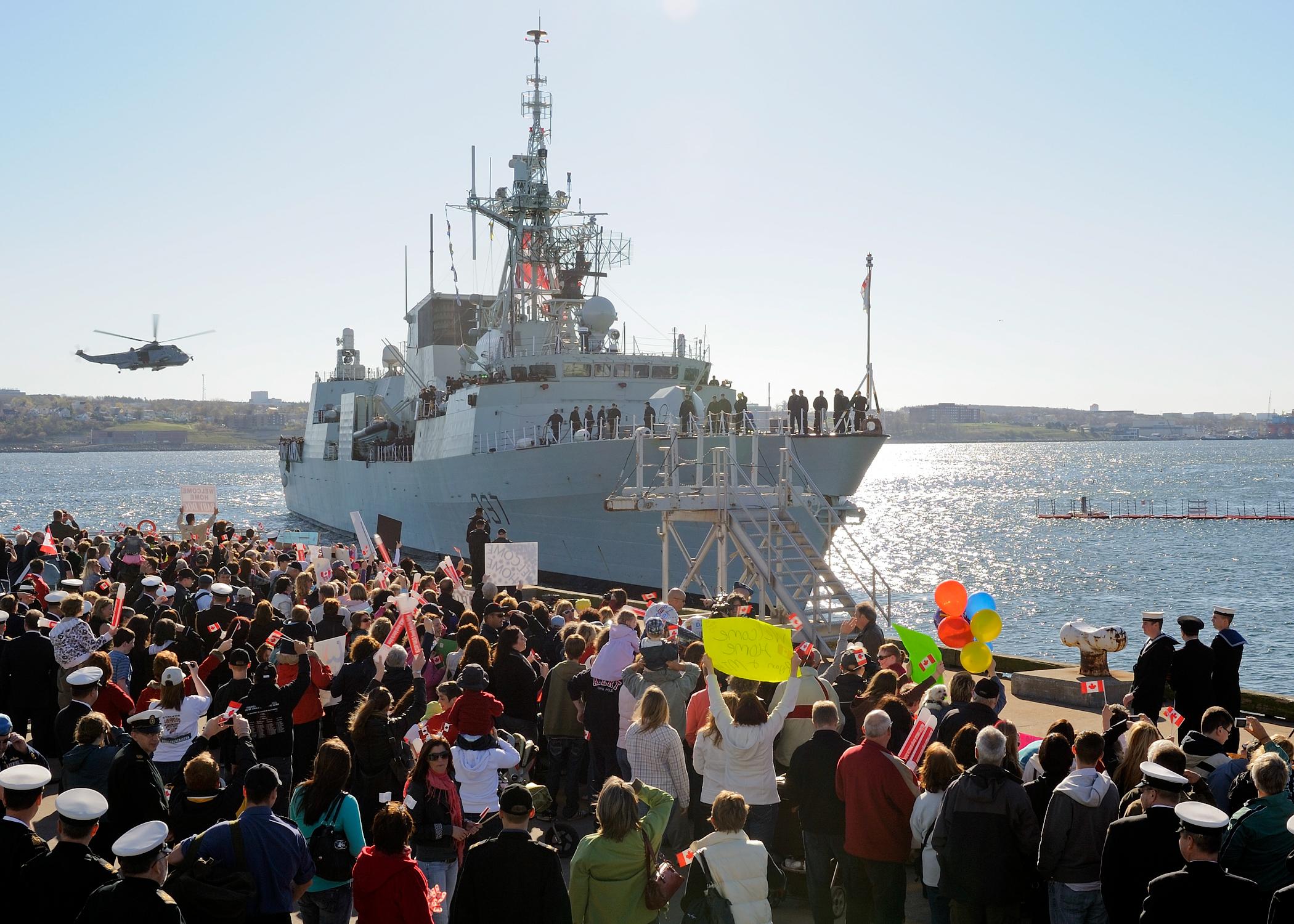 Royal Canadian Navy - The Canadian Encyclopedia
